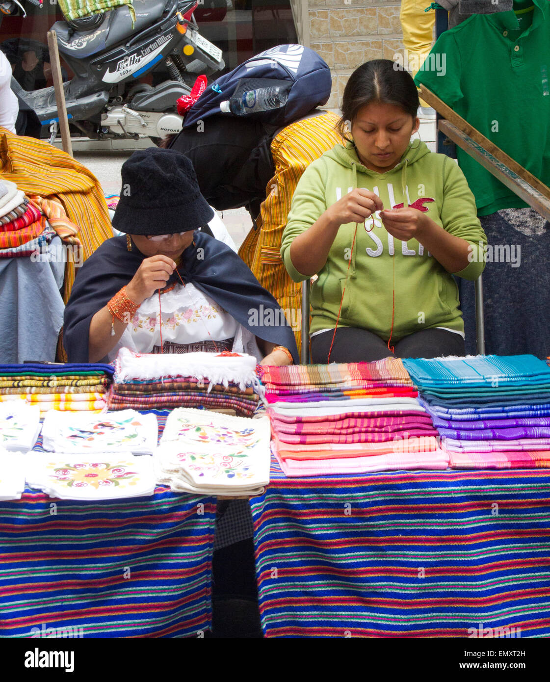 Indigenous women merchants hi-res stock photography and images - Alamy