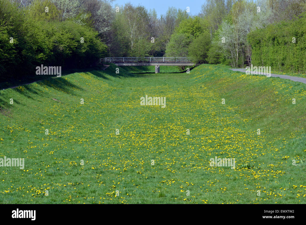 the flood basin, which allows water to flow from the river mersey into ...