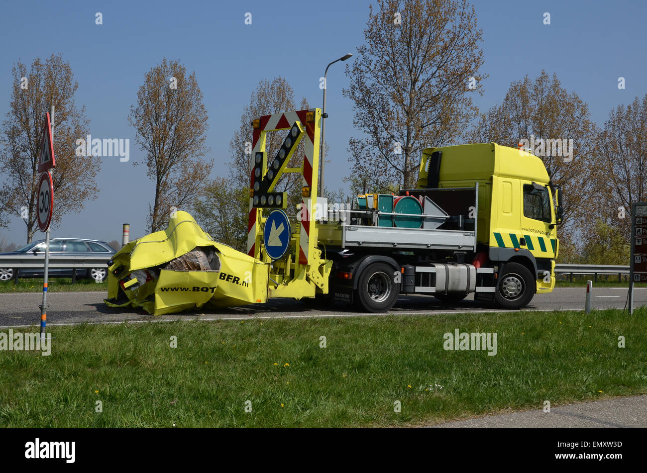 Truck mounted attenuator hi-res stock photography and images - Alamy