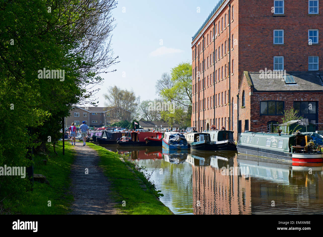 The Macclesfield Canal in Macclesfield, Cheshire, England UK Stock ...