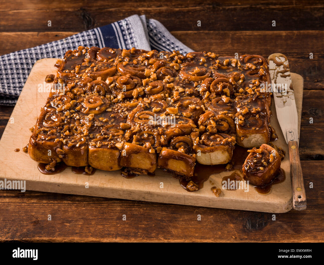 Cinnamon chopped walnuts hi-res stock photography and images - Alamy
