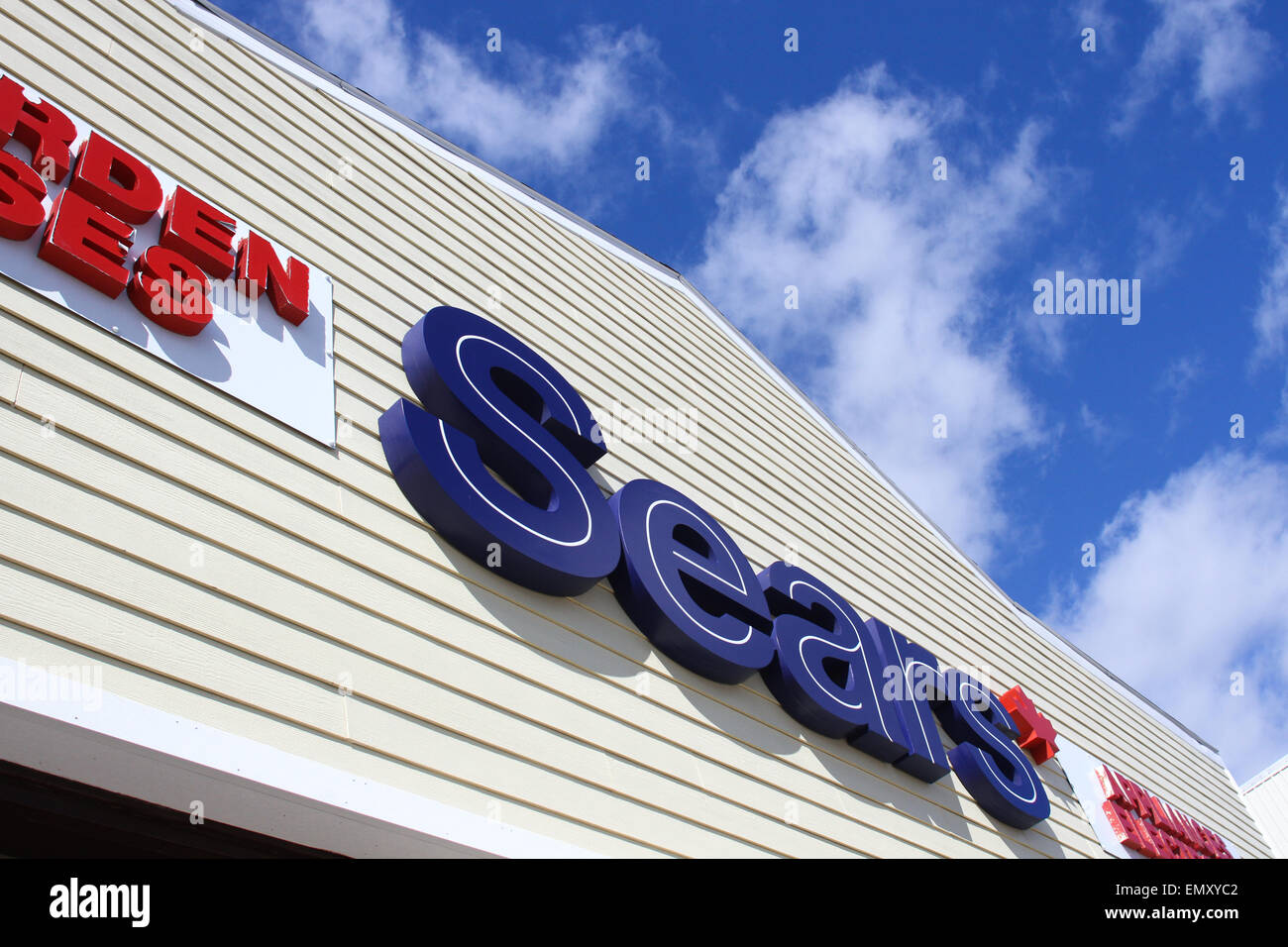 A Sears Canada store sign Stock Photo - Alamy