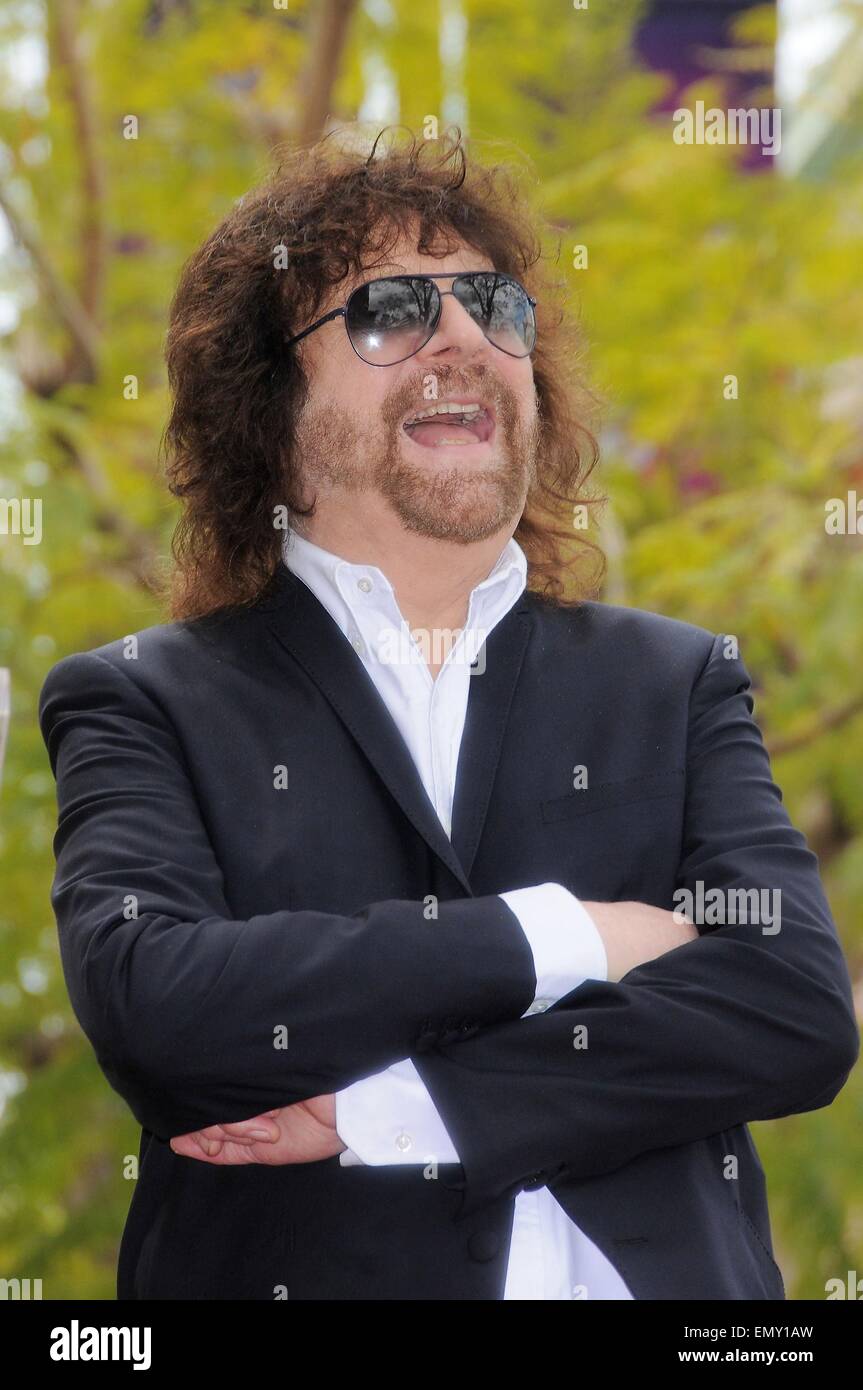 Los Angeles, CA, USA. 23rd Apr, 2015. Jeff Lynne at the induction ...