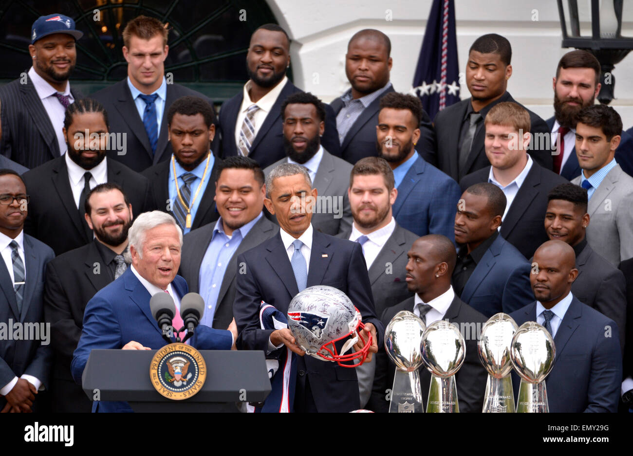 Washington DC, USA. 23rd Apr, 2015. U.S. President Barack Obama (front ...