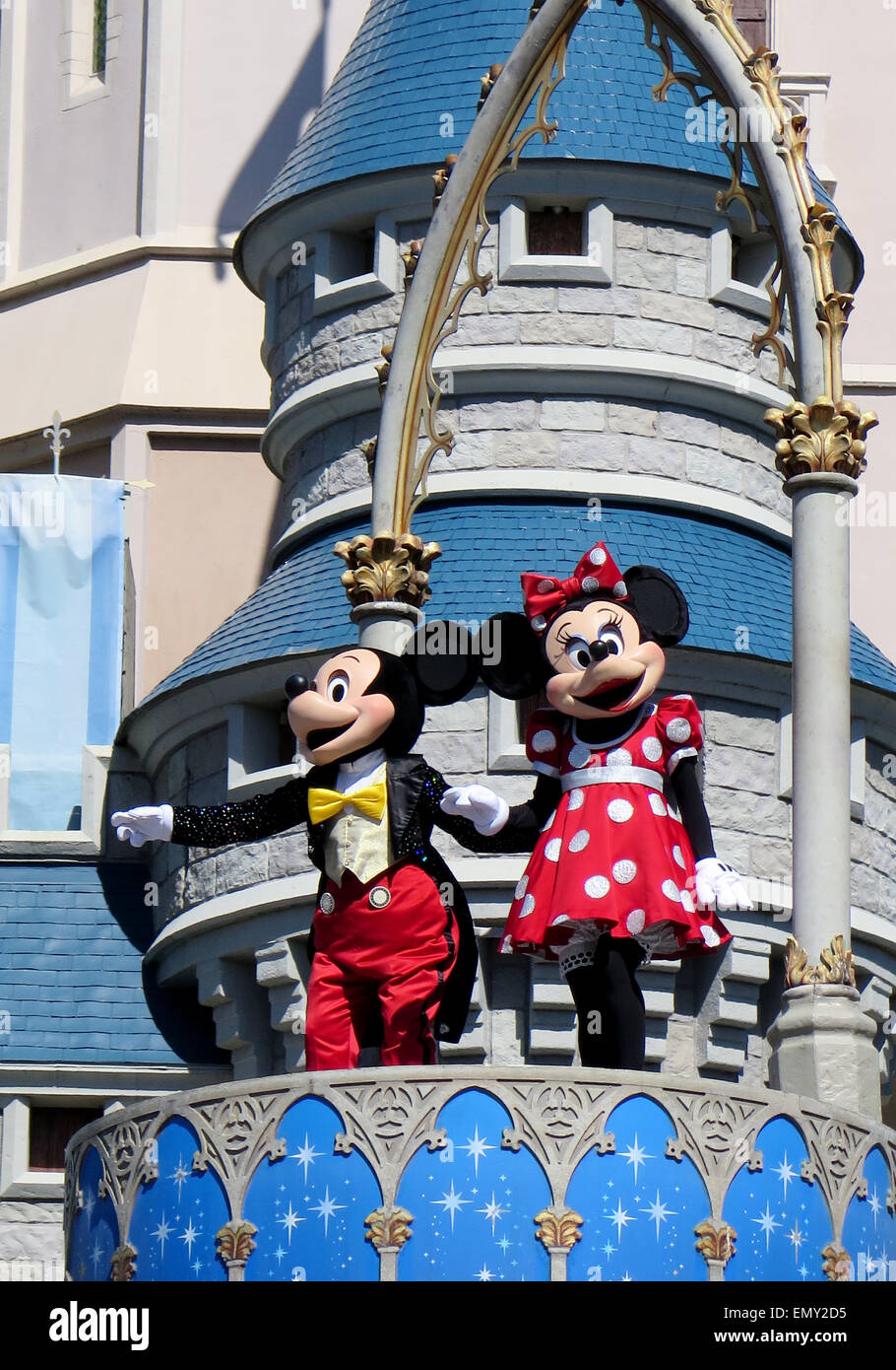 Mickey minnie princess High Resolution Stock Photography and Images - Alamy