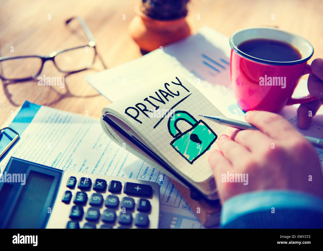 Security guard office hi-res stock photography and images - Alamy