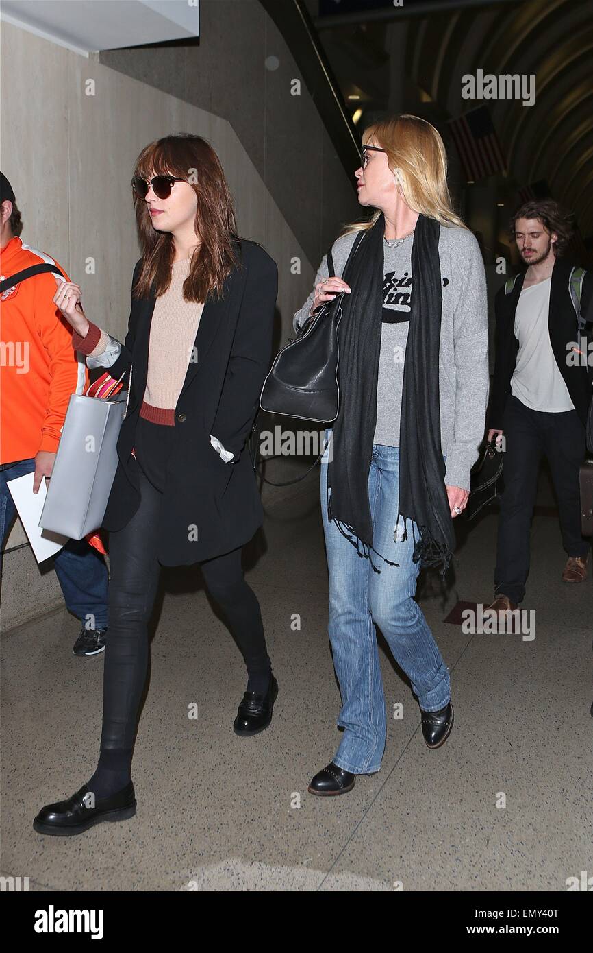 Dakota Johnson And Alexander Bauer Melanie Griffith With Children,