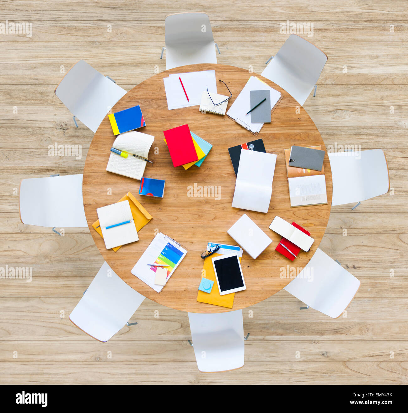 Messy conference room table hi-res stock photography and images - Alamy