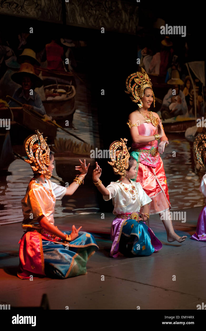 Colourful Thai traditional dance performance for tourist in traditional ...