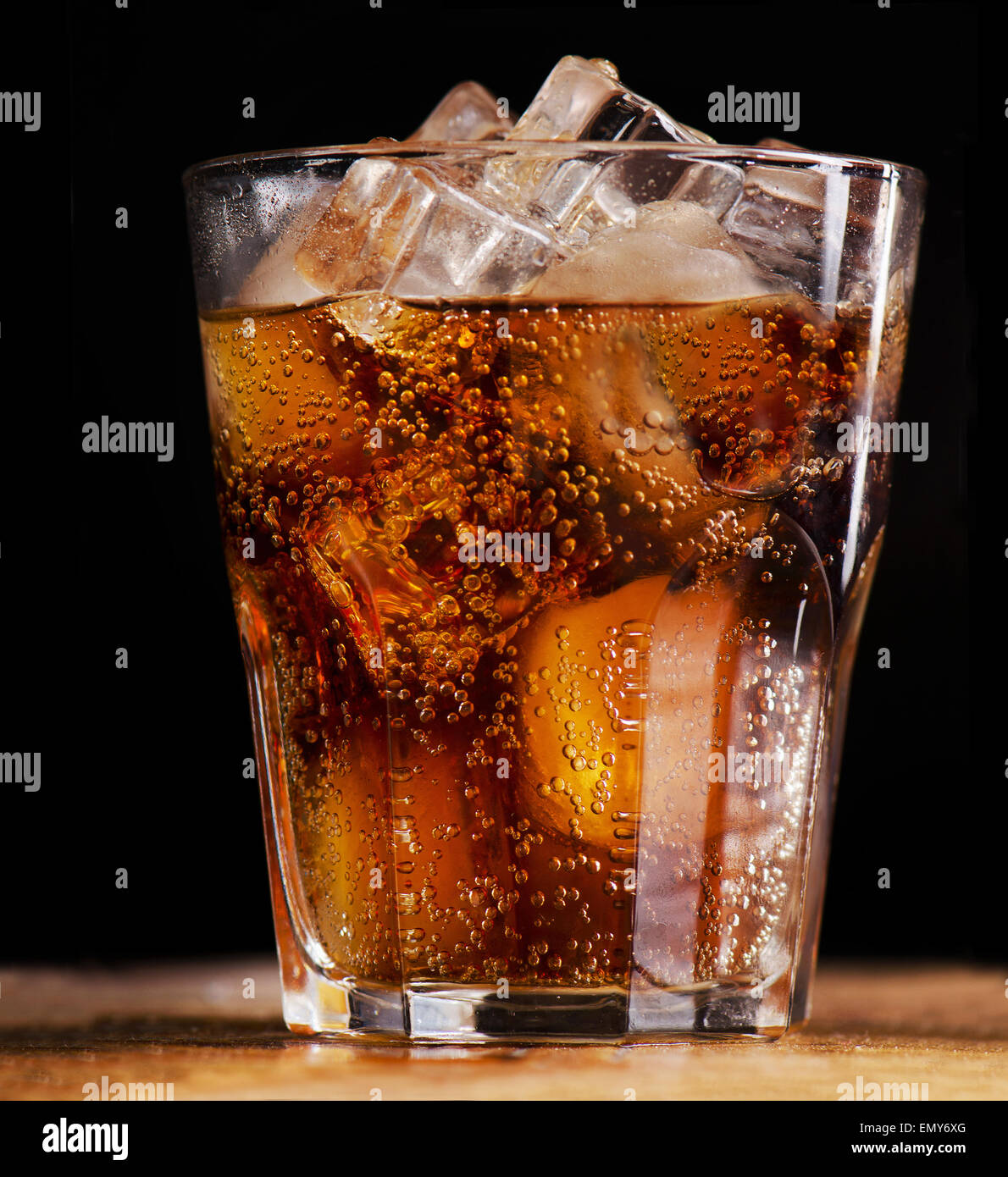 Glass of cola hi-res stock photography and images - Alamy
