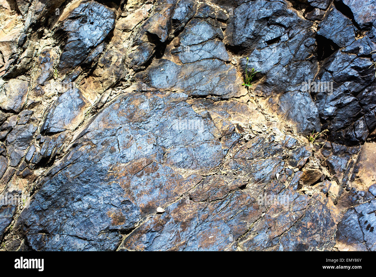 Geological deposits of ore. Industrial mining Stock Photo - Alamy