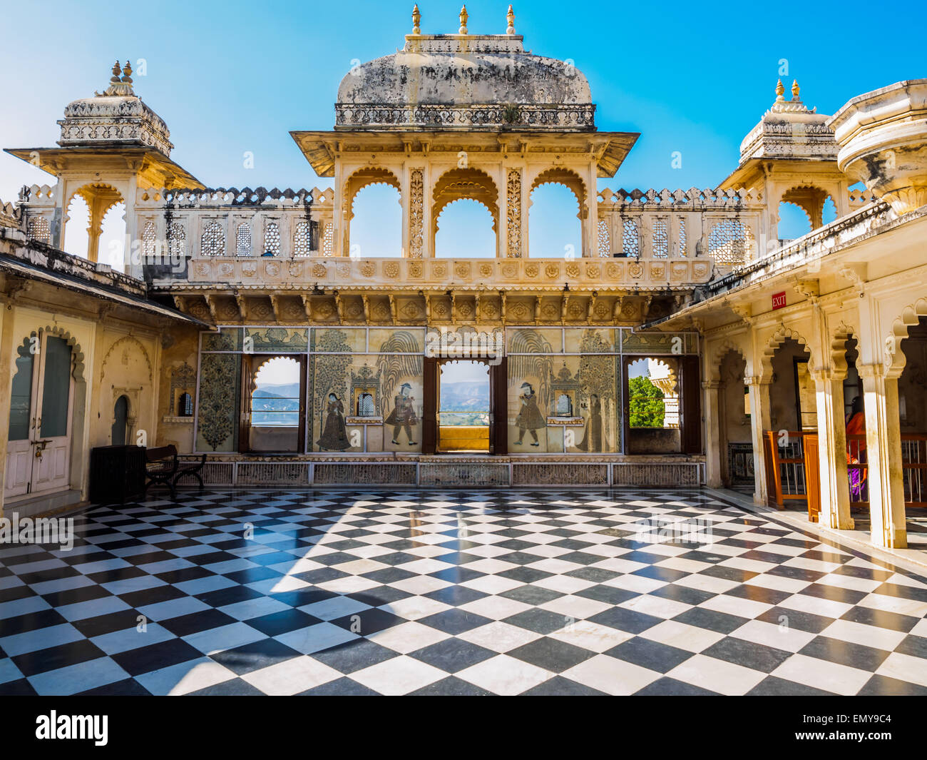 Courtyard mughal hi-res stock photography and images - Alamy