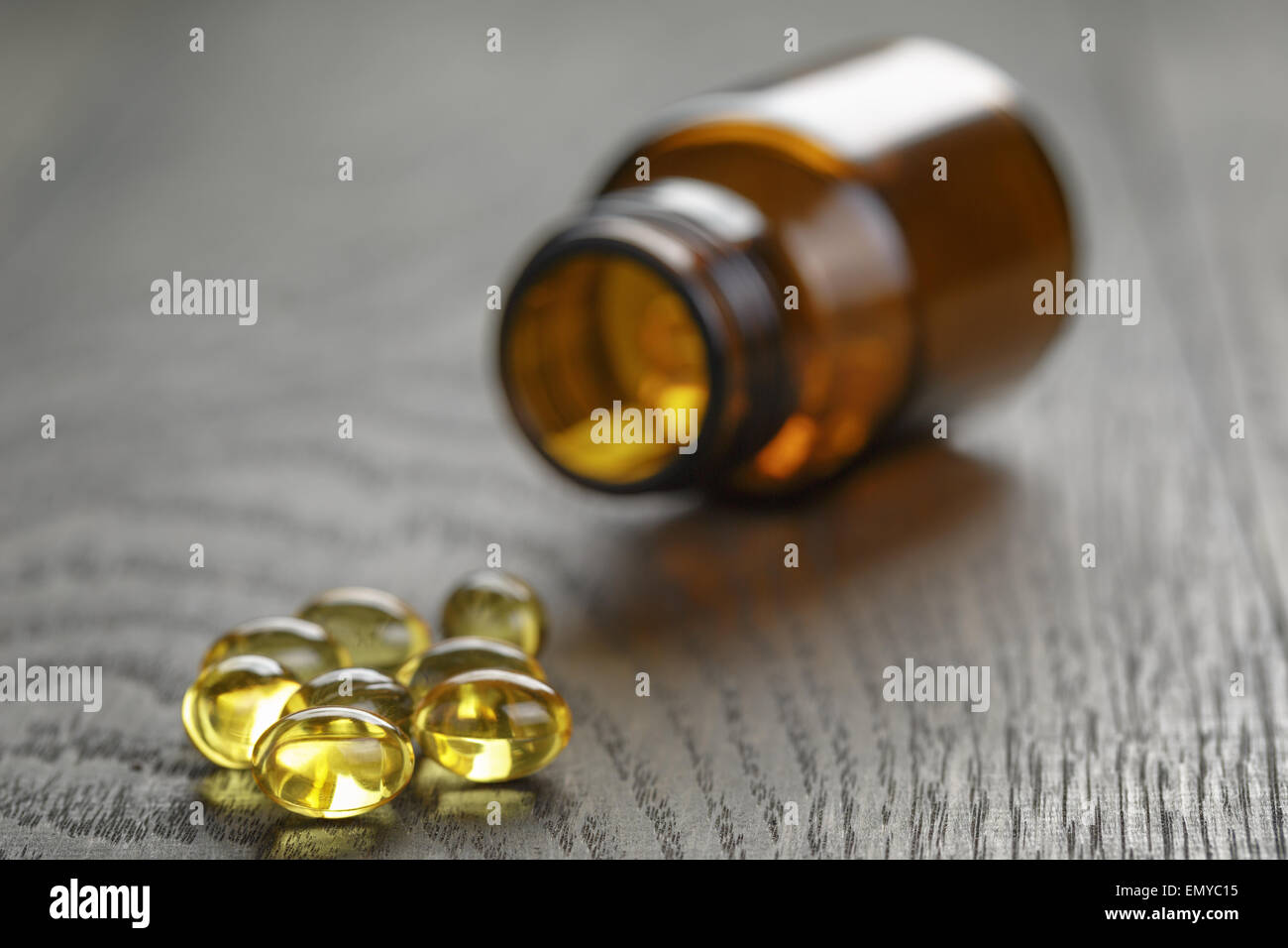 Capsules pill bottle hi-res stock photography and images - Alamy