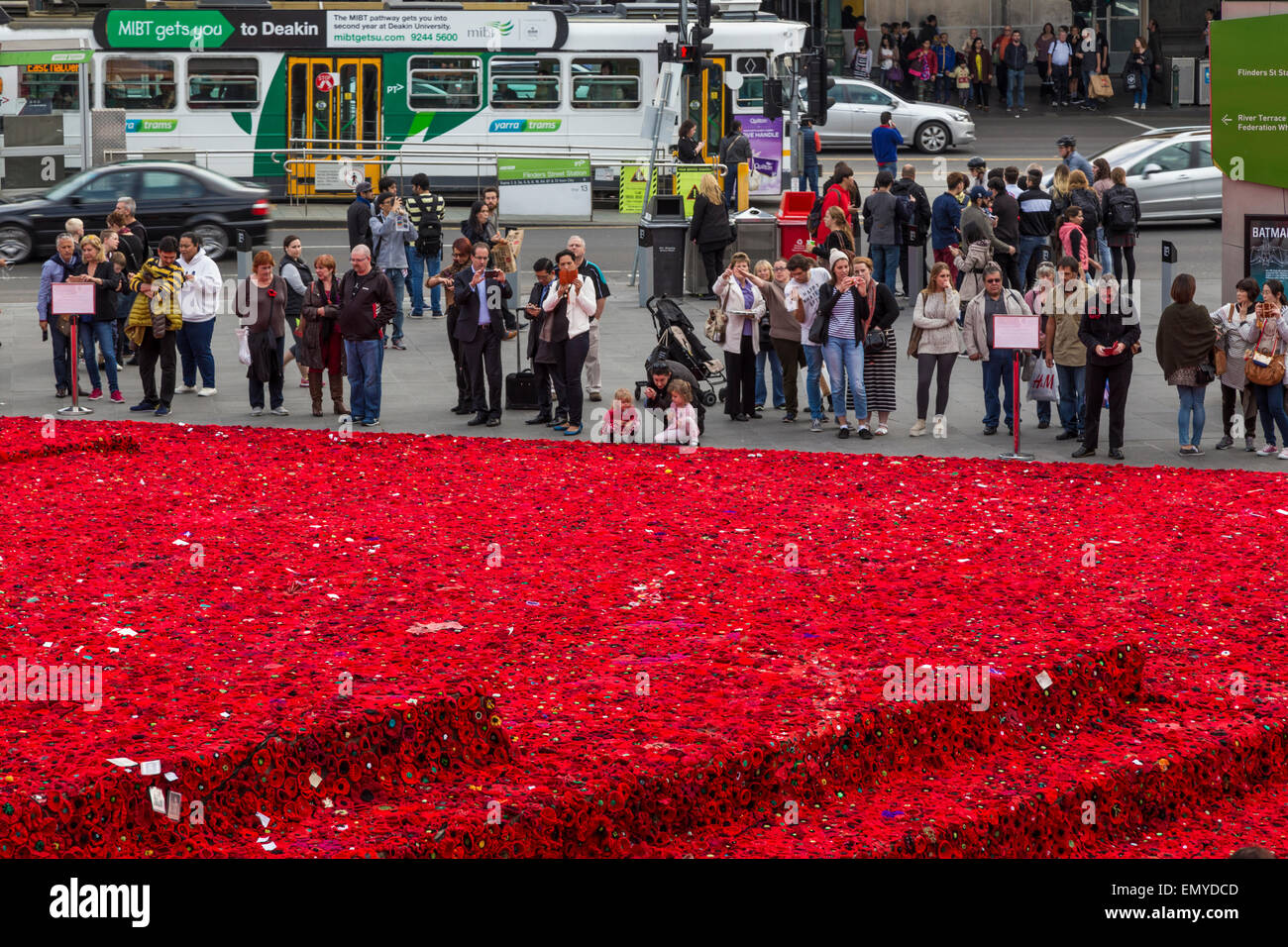 Melbourne, Australia. 24 April 2015. A sea of handmade red poppies in ...