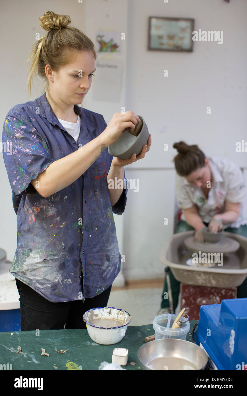 Pottery evening class hi-res stock photography and images - Alamy