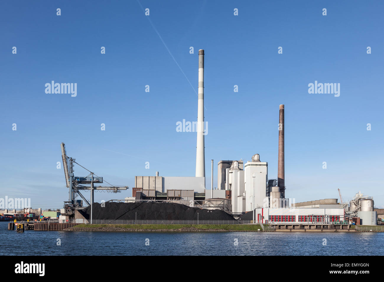 Modern power station hi-res stock photography and images - Alamy