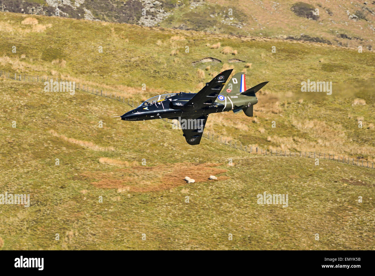 Mach Loop cad mid wales Machynlleth UK Hawk T1Fast jet trainer low ...