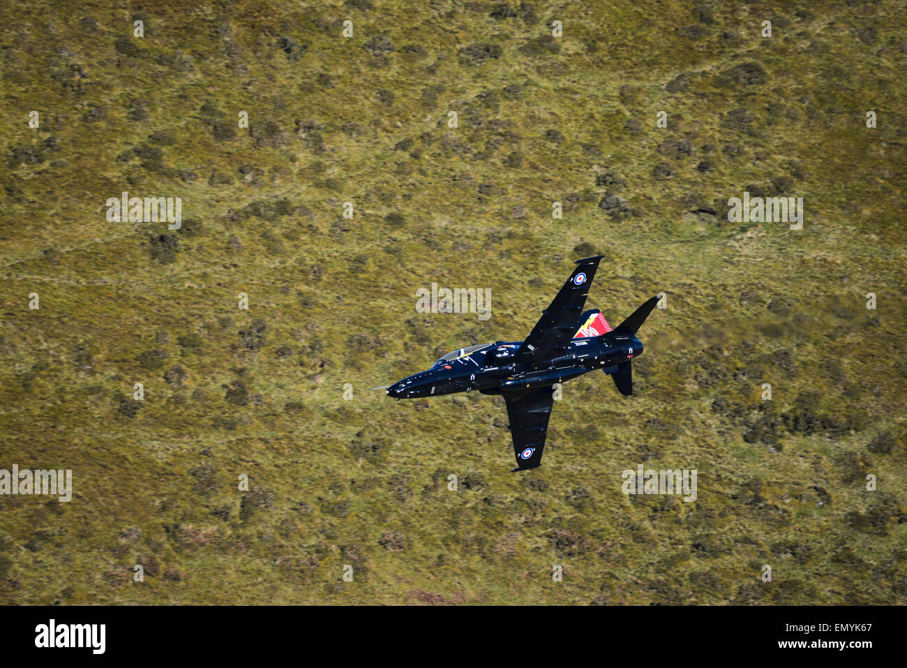 Mach Loop cad mid wales Machynlleth UK Hawk T2 Fast jet trainer low ...