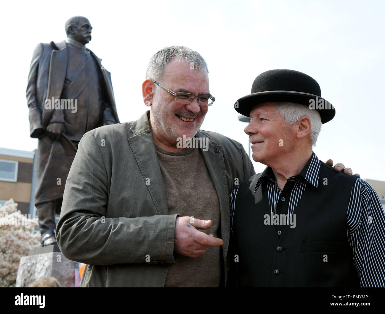 St. Petersburg born artist Sergej Musat (L) and donor August Desenz ...
