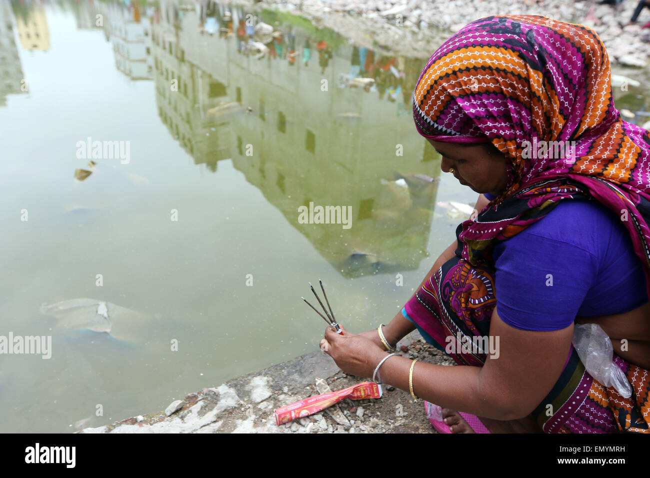 Rana plaza factory collapse bangladesh hi-res stock photography and ...