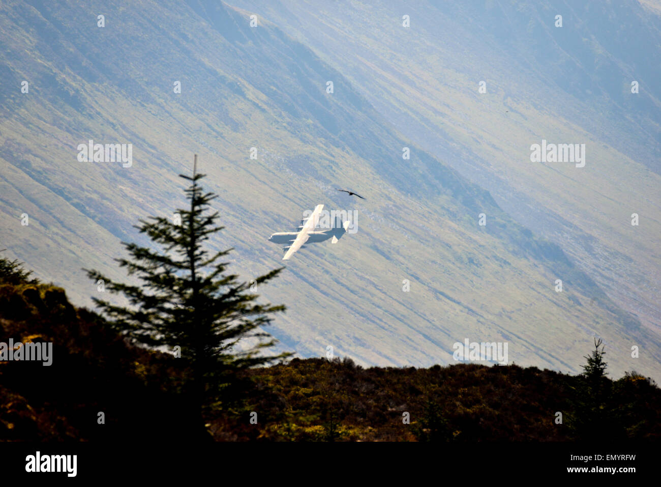 Mach Loop cad mid wales Machynlleth low flying hercules C130 Stock ...