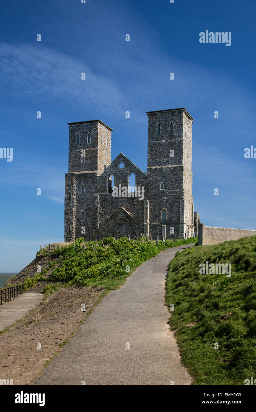 Reculver towers hi-res stock photography and images - Alamy
