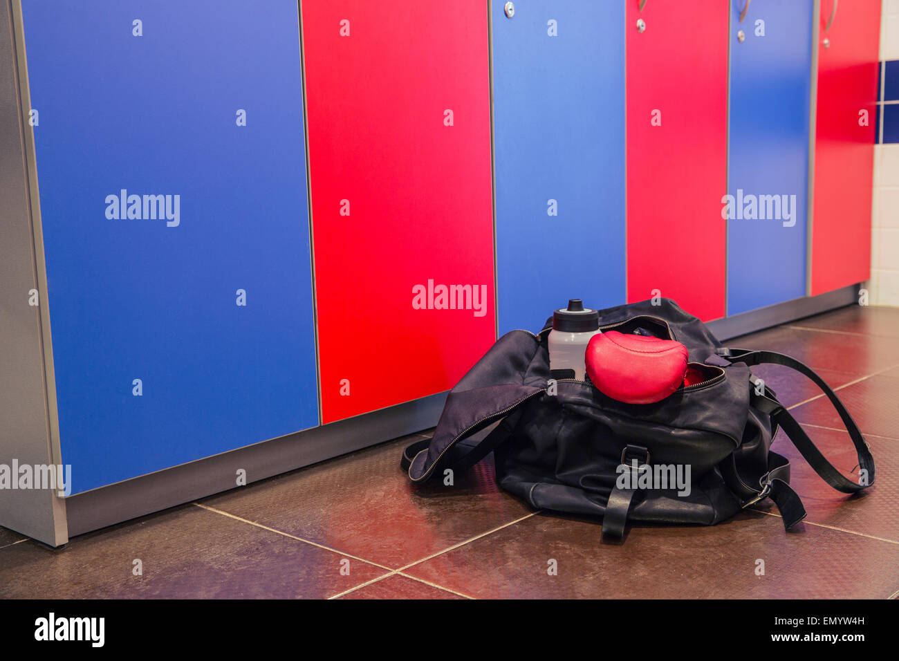 Gym bag hi-res stock photography and images - Alamy