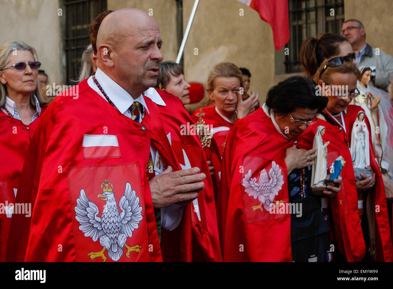 Gold cloaks hi-res stock photography and images - Alamy
