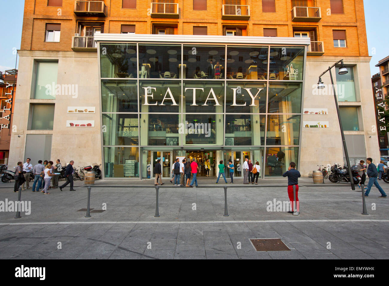 Eataly italy hi-res stock photography and images - Alamy