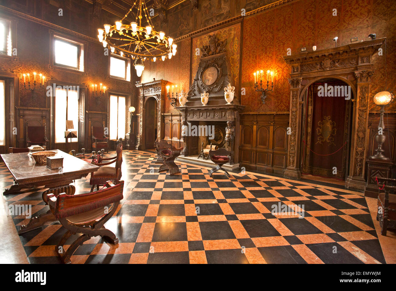 Renaissance italy house hi-res stock photography and images - Alamy