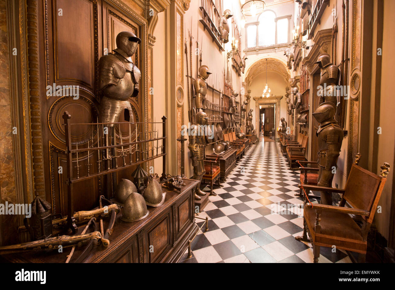 Weapons italy hi-res stock photography and images - Alamy