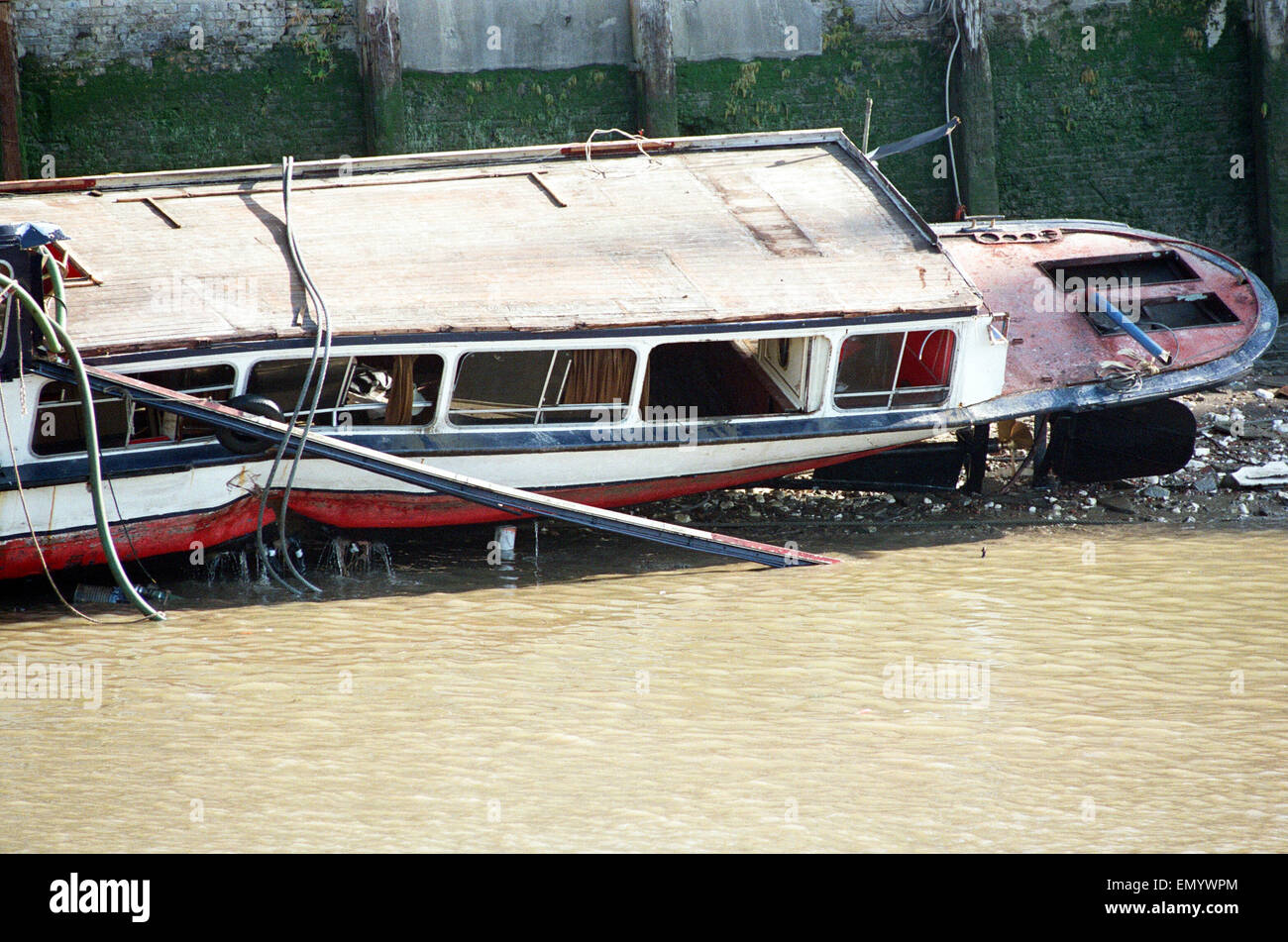 The pleasure boat Marchioness sank after being hit by the dredger ...