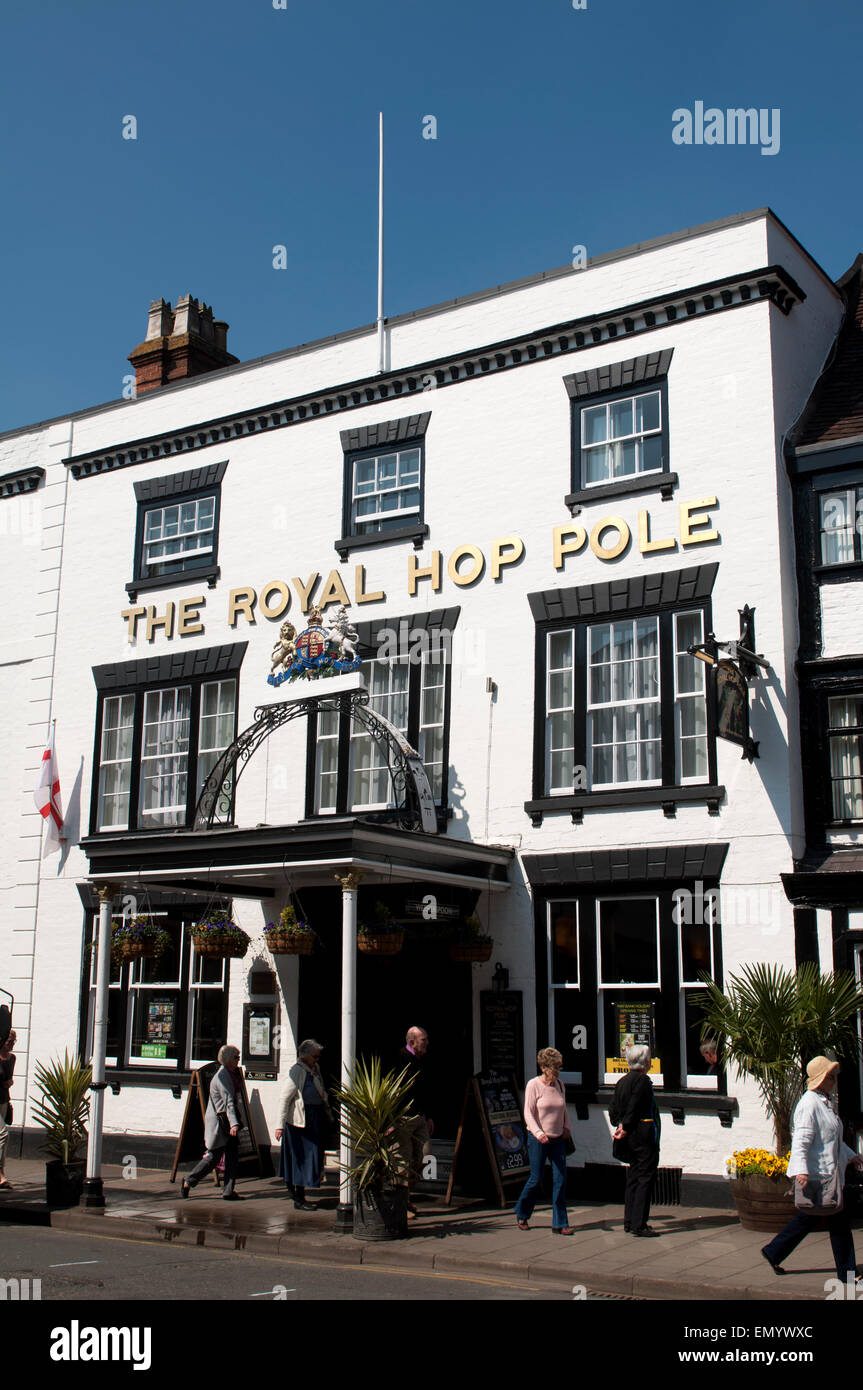 Hop pole pub hi-res stock photography and images - Alamy