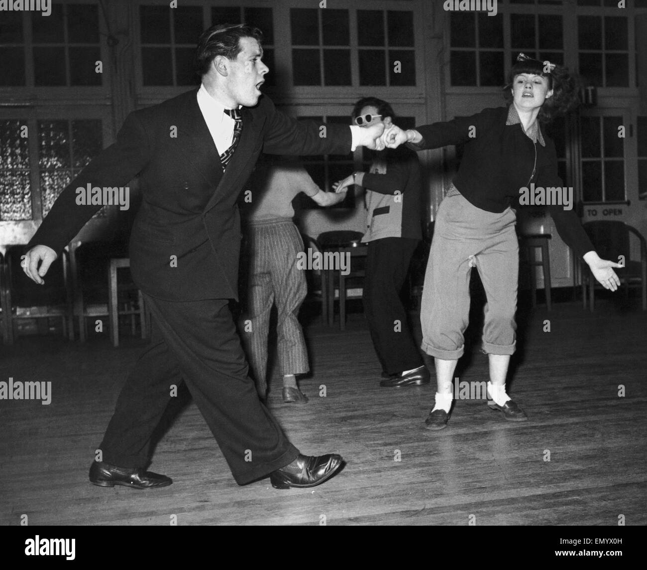 1940s couple dance hi-res stock photography and images - Alamy
