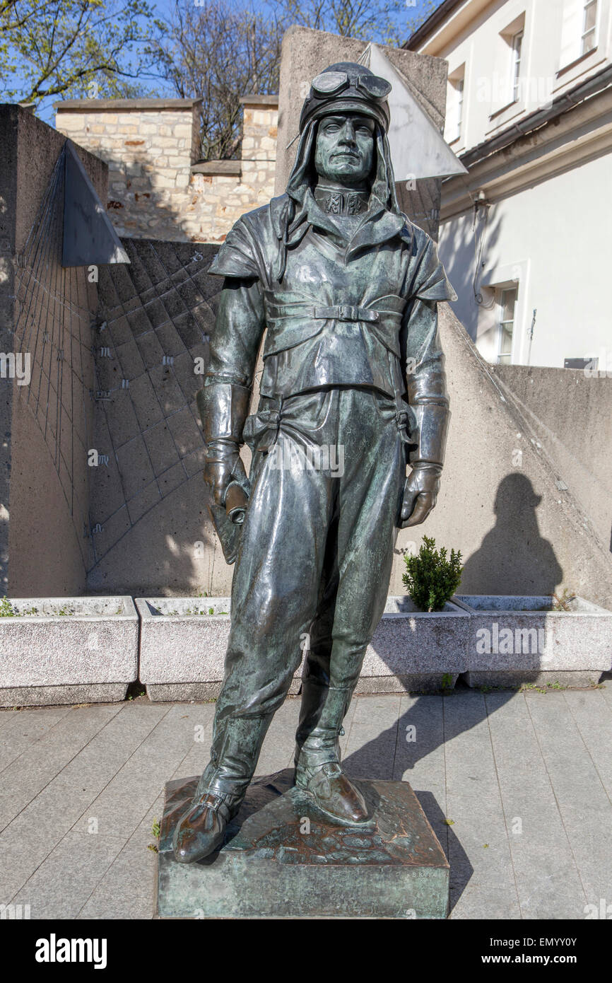 Milan Rastislav Štefánik statue on Petrin in front of Stefanik ...
