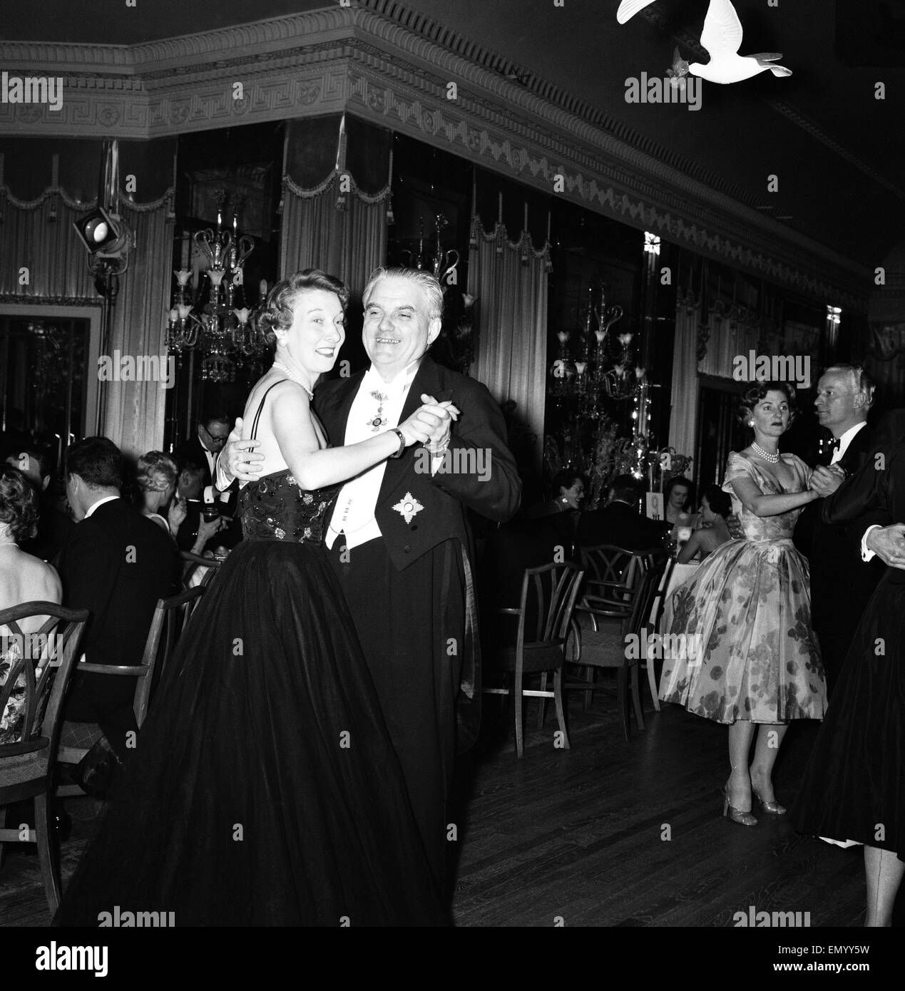 Ball gown london hi-res stock photography and images - Alamy