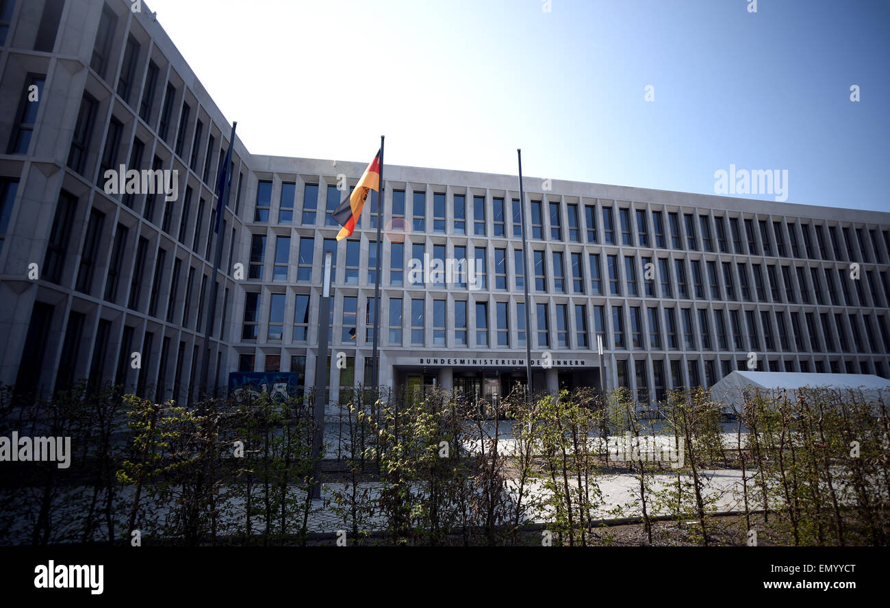 The new building of the German Interior Ministry (Bundesministerium des ...