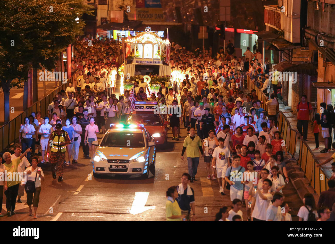 Man escorting woman hi-res stock photography and images - Alamy