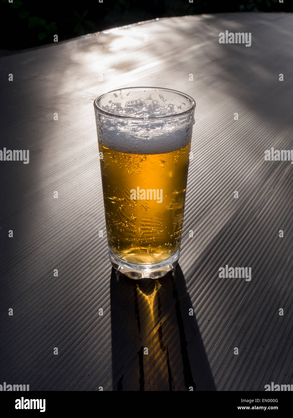 Lager bubbles hi-res stock photography and images - Alamy