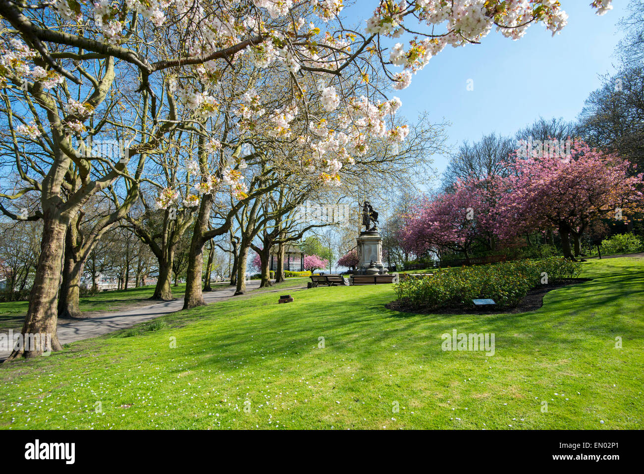 Spring at Nottingham Castle, Nottinghamshire England UK Stock Photo - Alamy