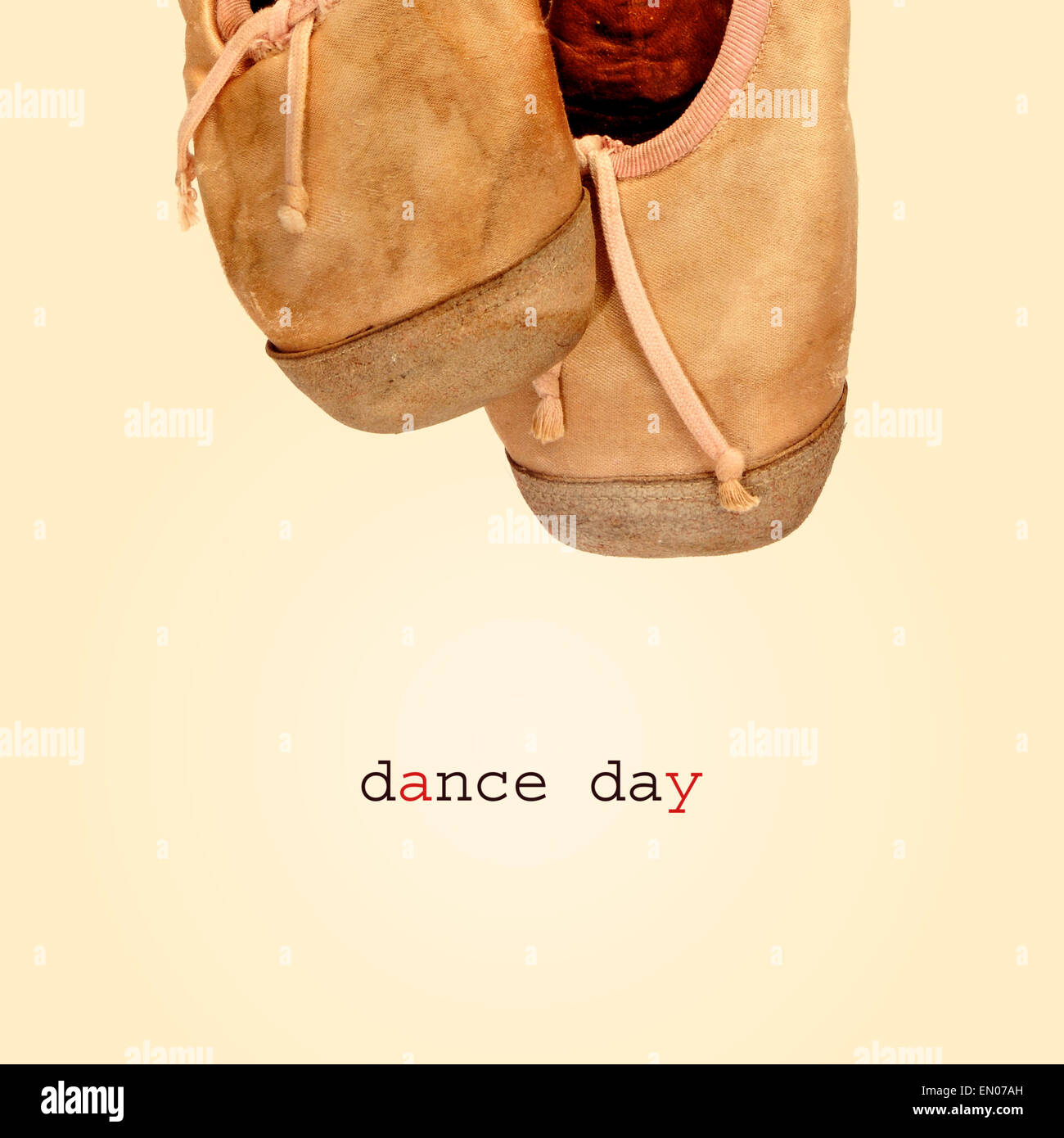 Pointe worn hi-res stock photography and images - Alamy