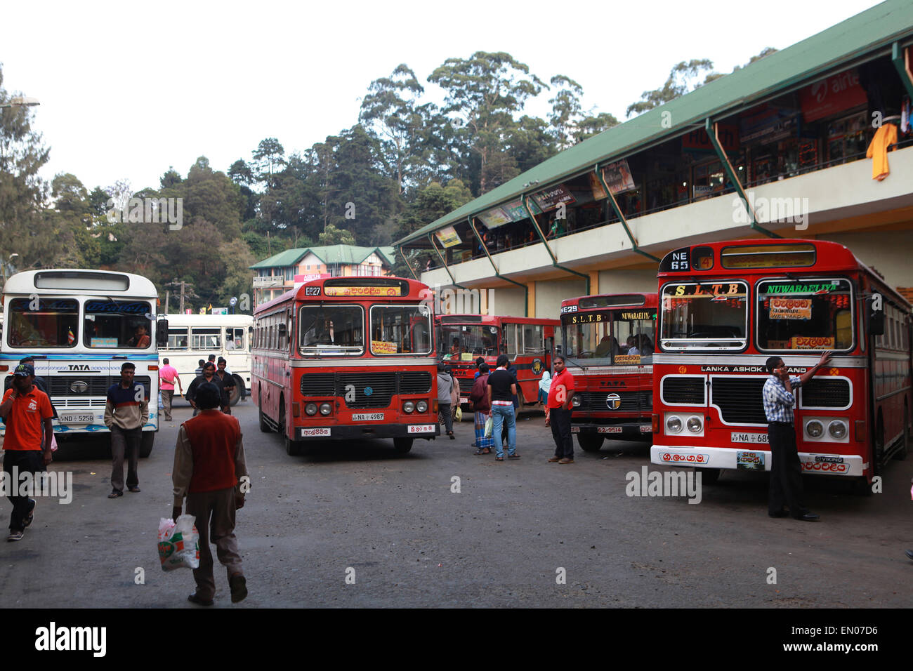 Sri lanka kandy bus station hi-res stock photography and images - Alamy