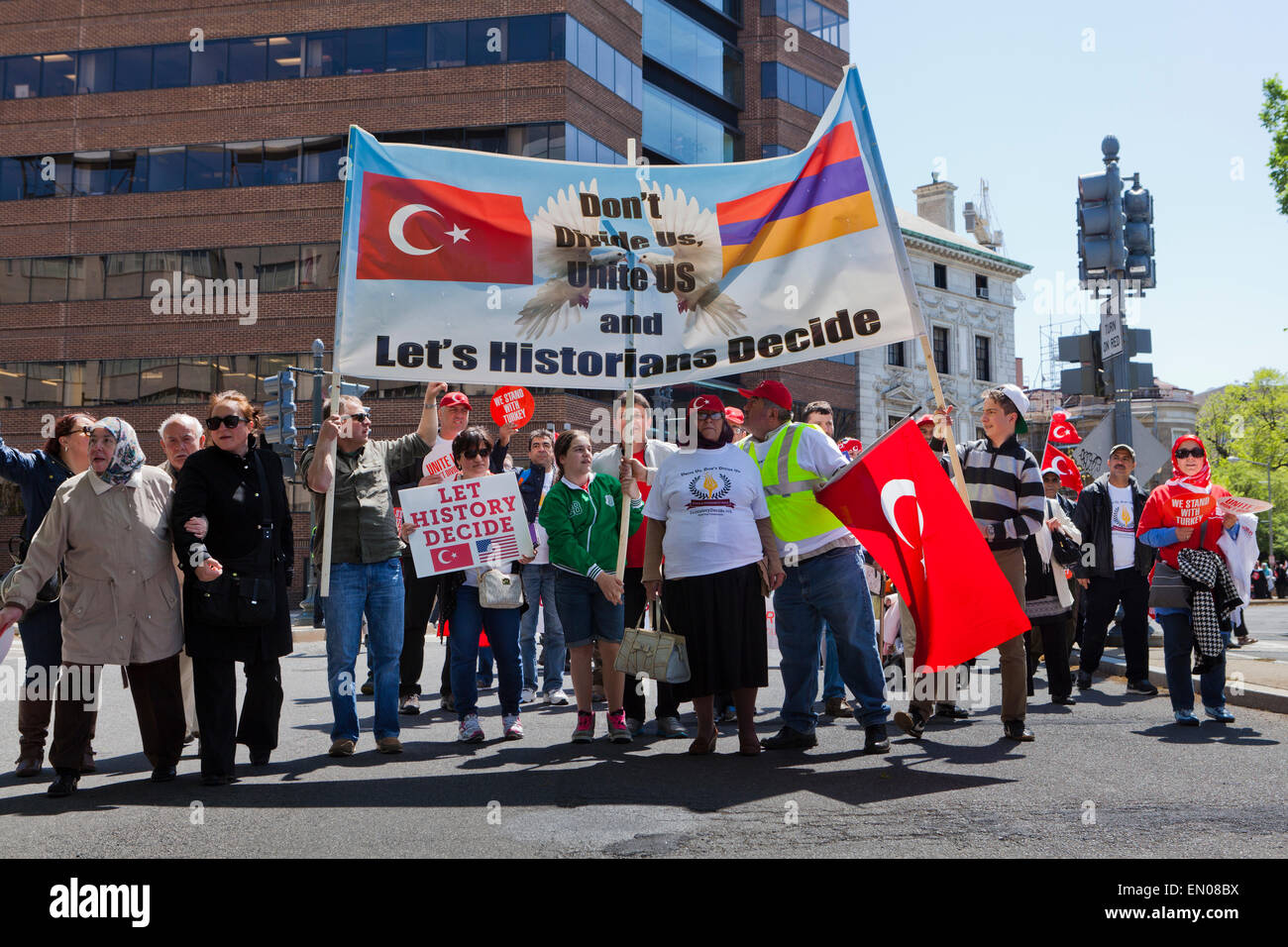 Washington DC, USA. 24th Apr, 2015. Hundreds of Turkish-Americans ...