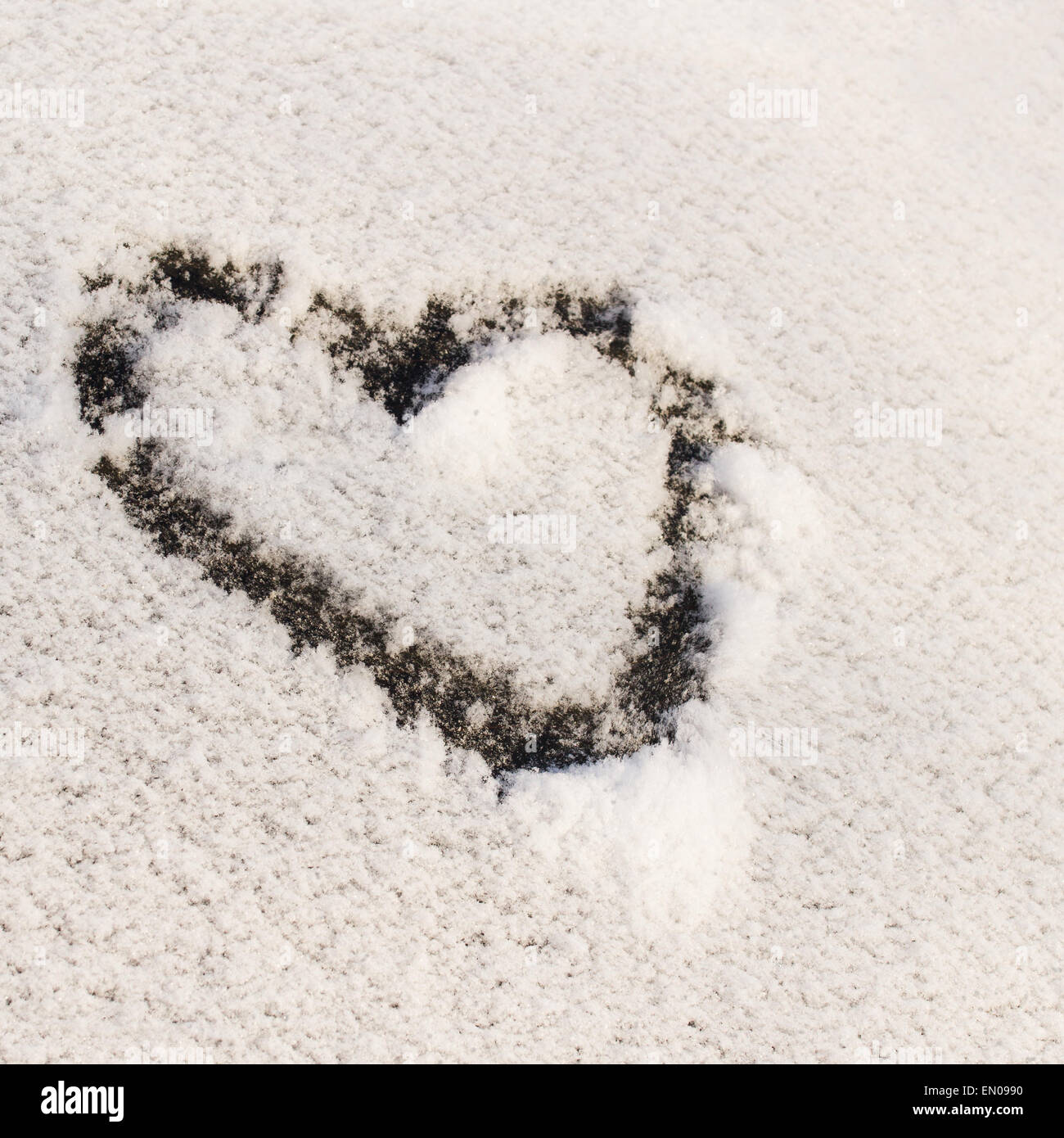 Heart drawn on frozen glass hi-res stock photography and images - Alamy