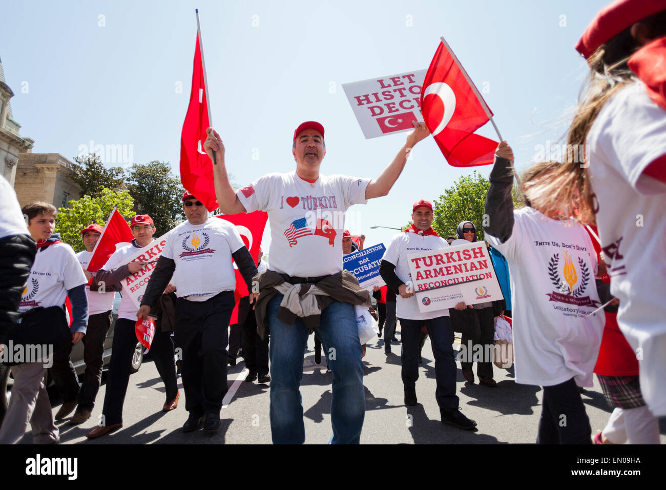Washington DC, USA. 24th Apr, 2015. Hundreds of Turkish-Americans ...