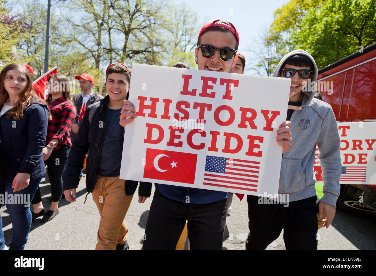 Washington DC, USA. 24th Apr, 2015. Hundreds of Turkish-Americans ...