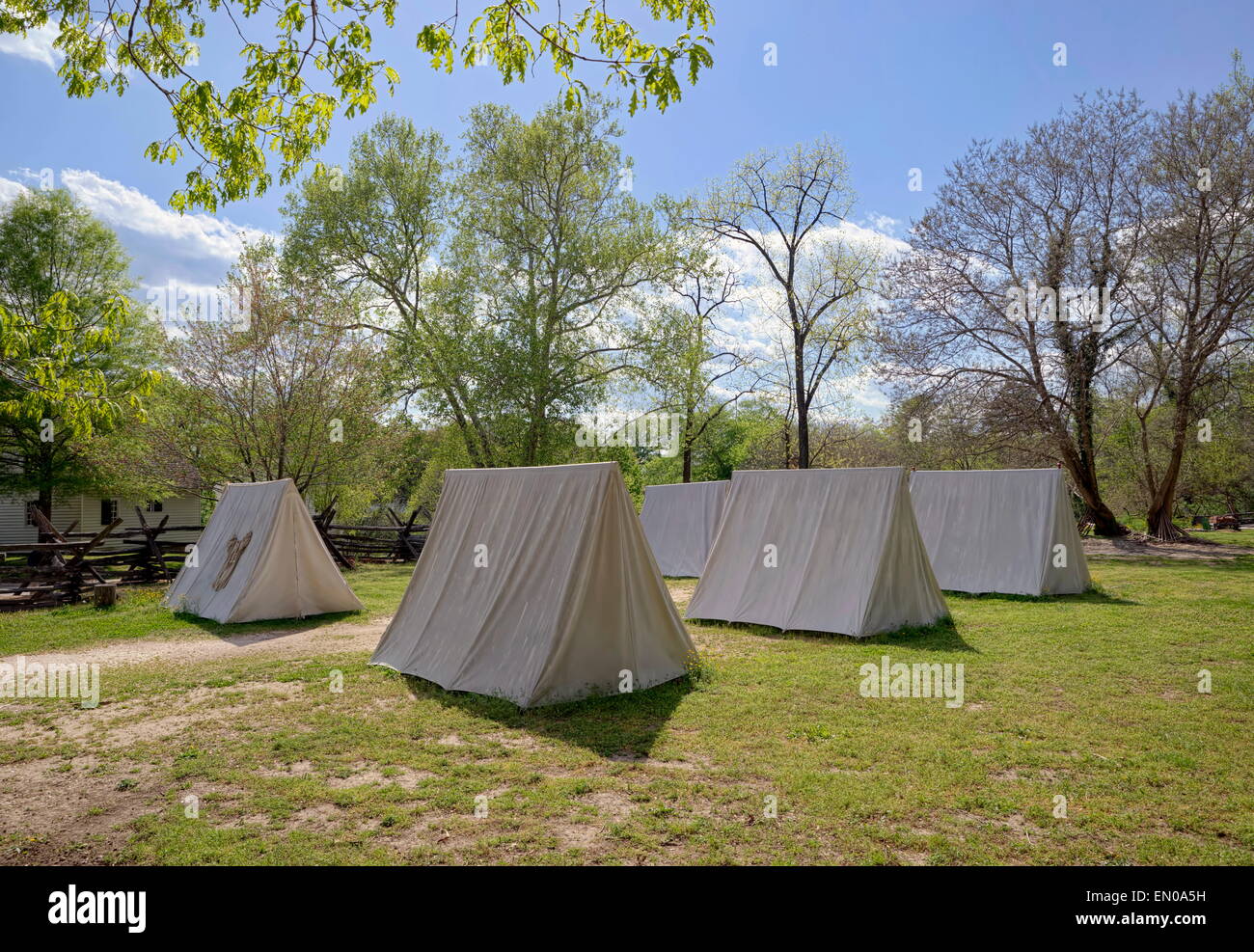 Militia encampment hi-res stock photography and images - Alamy