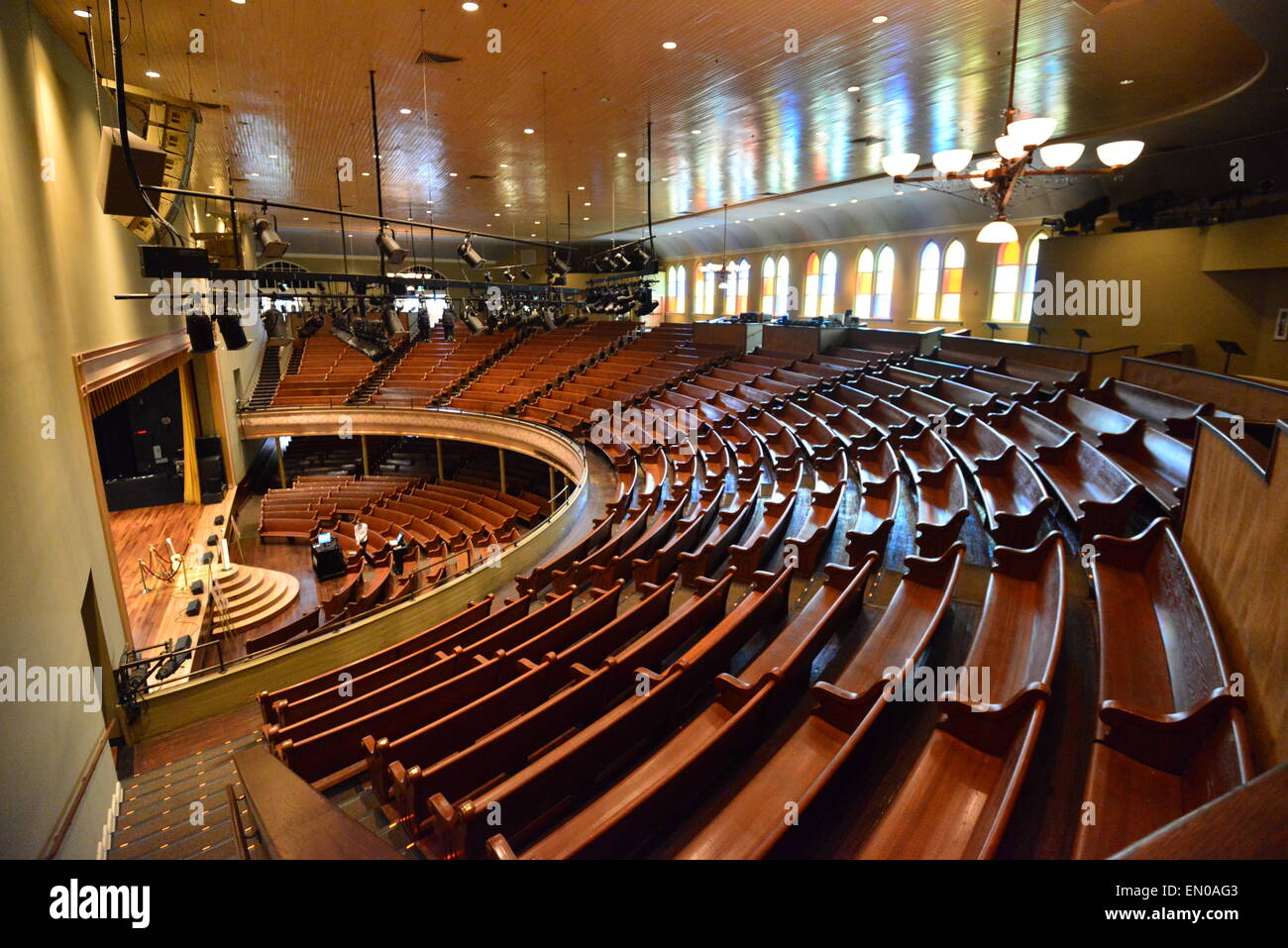 Tennessee nashville ryman auditorium stage hi-res stock photography and ...