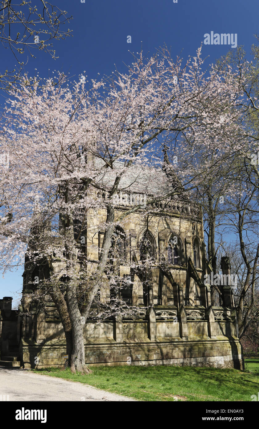 Dexter Mausoleum and Chapel. Gothic Revival architecture may be the ...