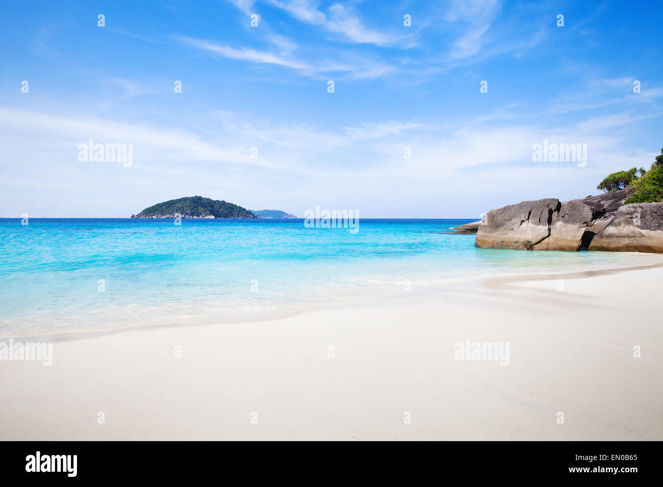 Beautiful beach turquoise water wave hi-res stock photography and ...